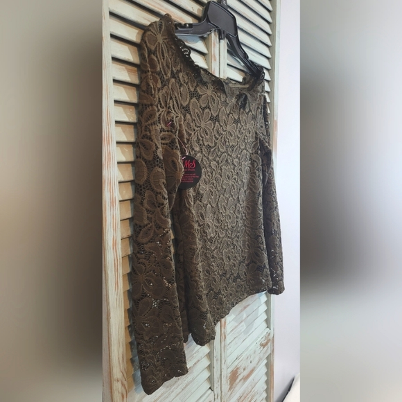 Hot Miami Styles | Tops | Hot Miami Styles Off Shoulder Lace Blouse ...